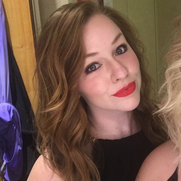 Kayleen's Closet (@kayleenmso) | Poshmark